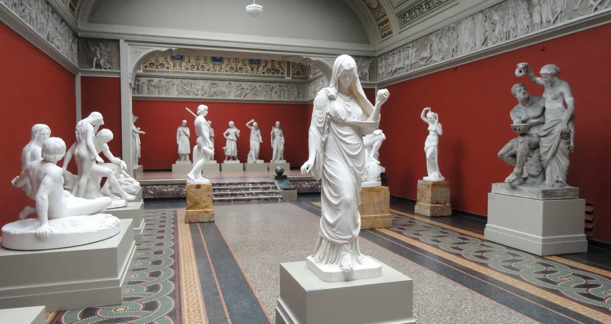 Descubre la emocionante experiencia de hacer parapente en la hermosa ...